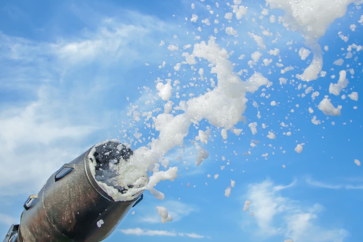 Foam With Us | Approved Foamdaddy Vendor in Hicksville, NY – FoamDaddy